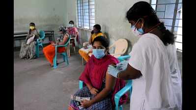 Covid vaccine shortage: Tamil Nadu health minister to meet Harsh ...