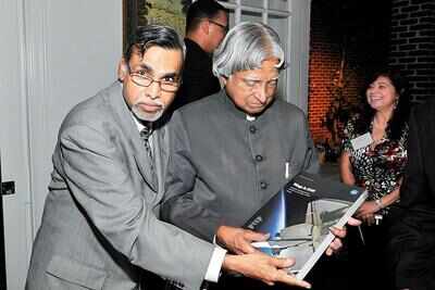 Barodian gets top US immigrant award | Vadodara News - Times of India