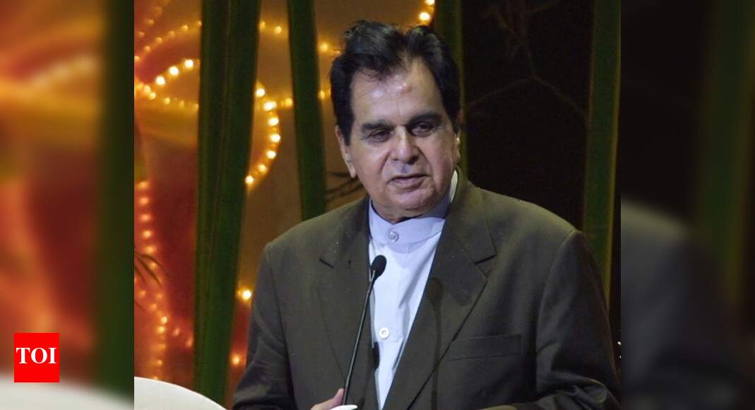 Dilip Kumar Death News: Legendary actor Dilip Kumar passes away at 98 ...