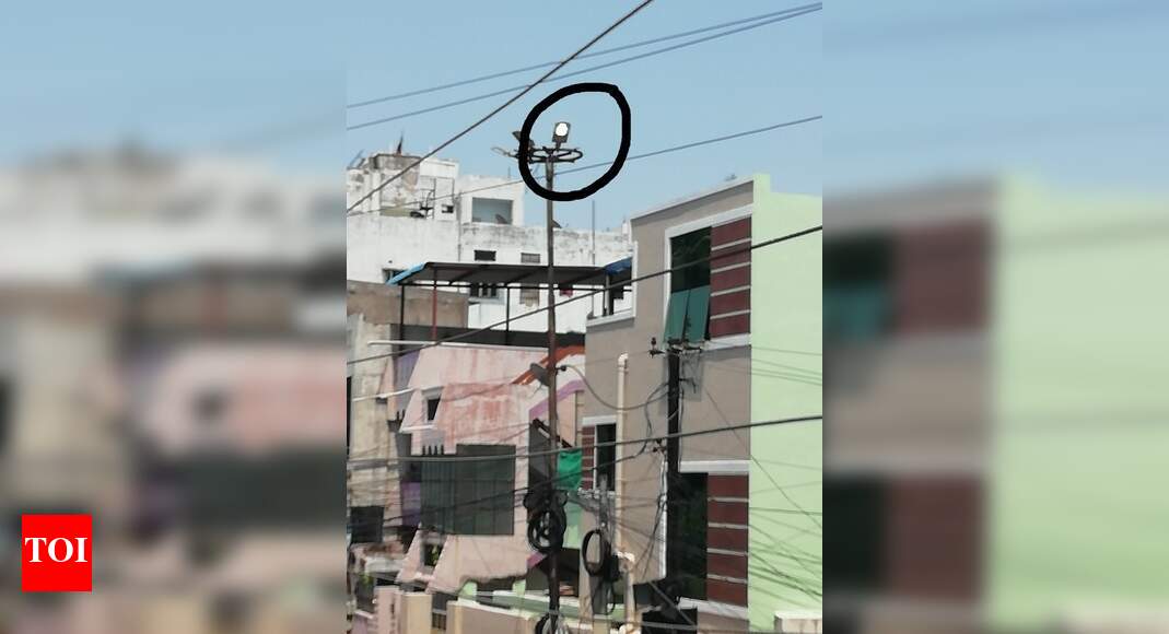 Here street lights are on even during daytime - Times of India