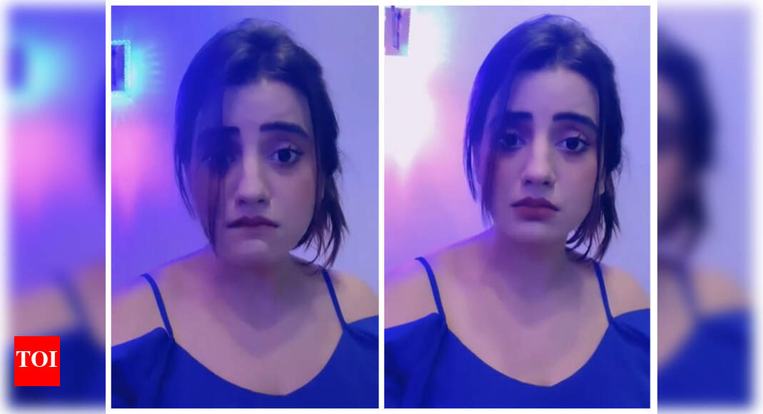 Akshara Singh shares a goofy video as she sings Imran Khan and Genelia ...