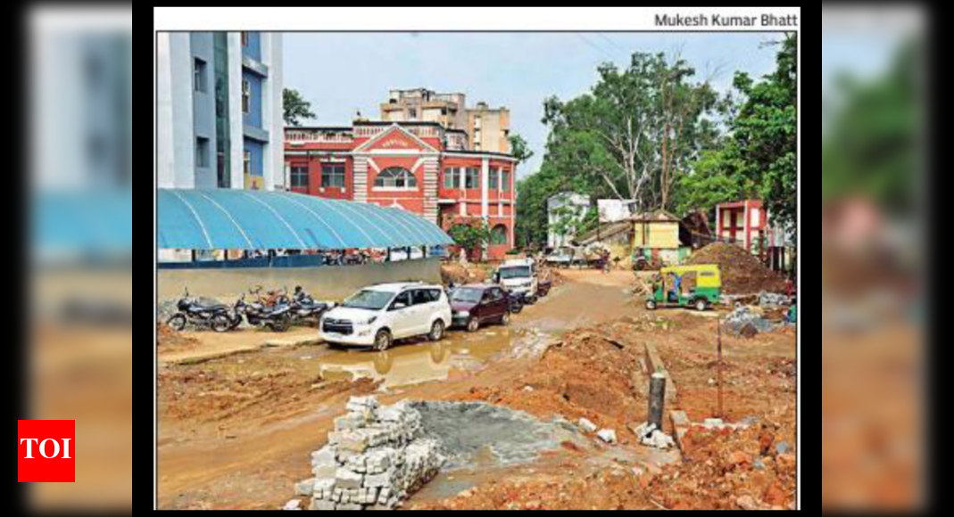 Ranchi: Sadar hospital work way behind schedule | Ranchi News - Times ...