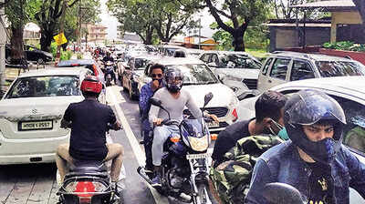 Snarls on approach road to Mussoorie, tourists returned | Dehradun News ...