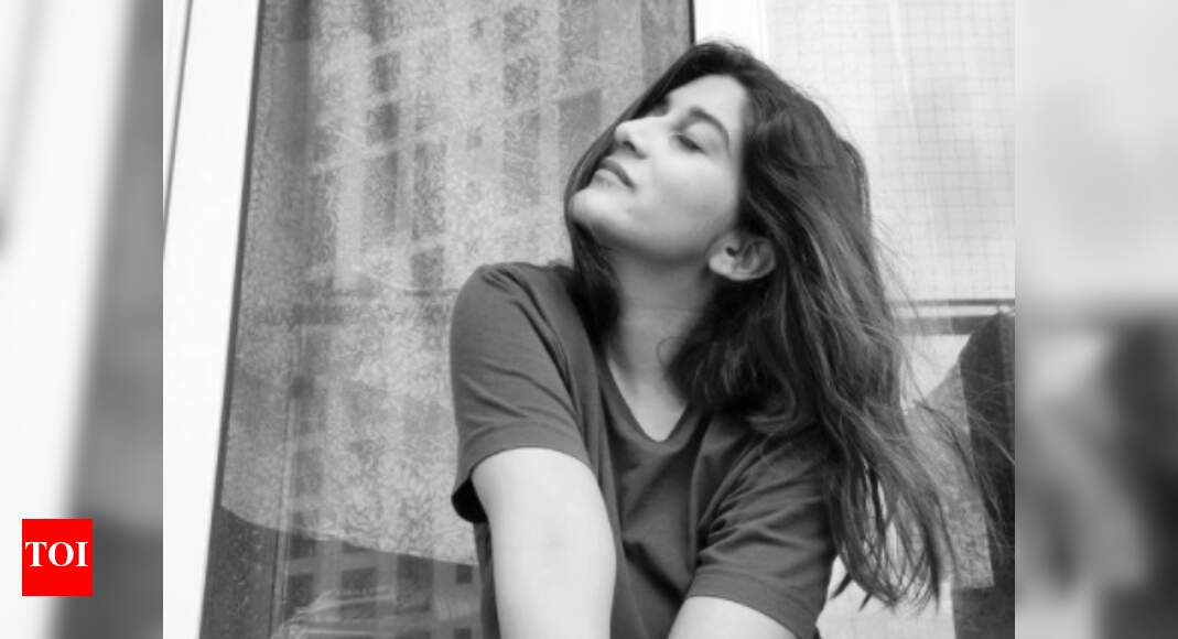 Deeksha Joshi lives in the moment in her latest monochrome click ...