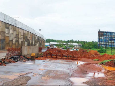 Goa: Bad infrastructure along Guirim-Karaswada road causes confusion ...