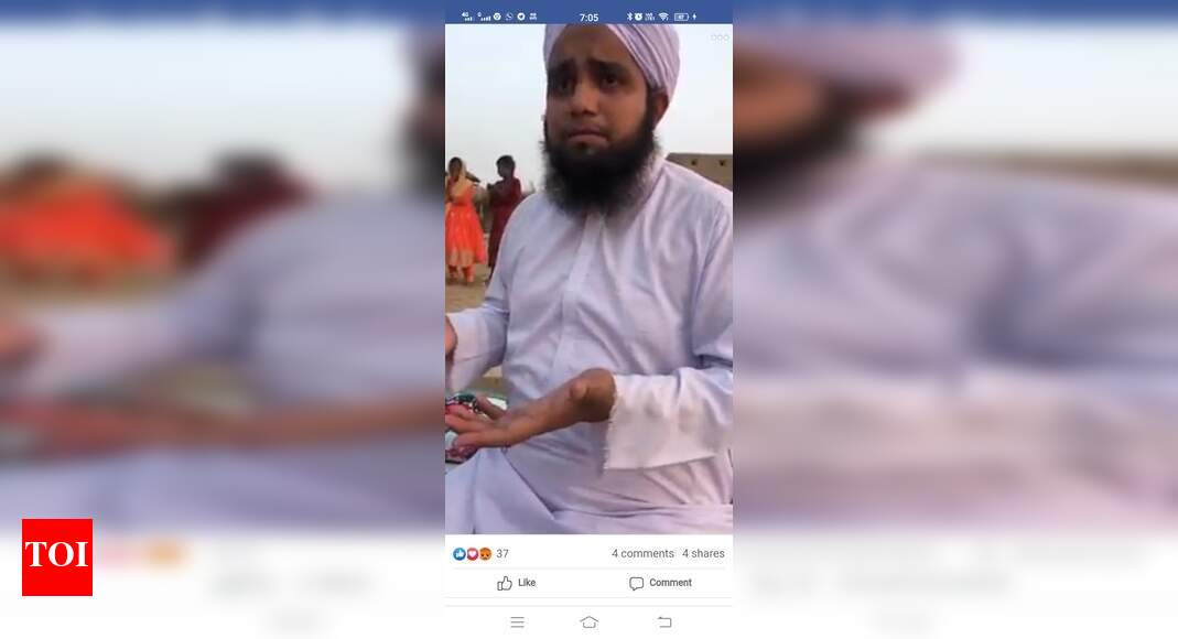 60 Hindus ‘embrace’ Islam in Pakistan - Times of India