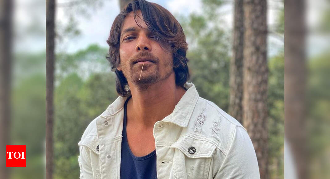 Harshvardhan Rane reminisces the time when he worked as a courier boy ...