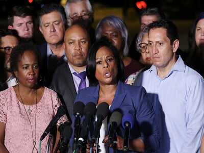 Texas Democrats Walk Out: Why are Texas Democrats camped out in ...