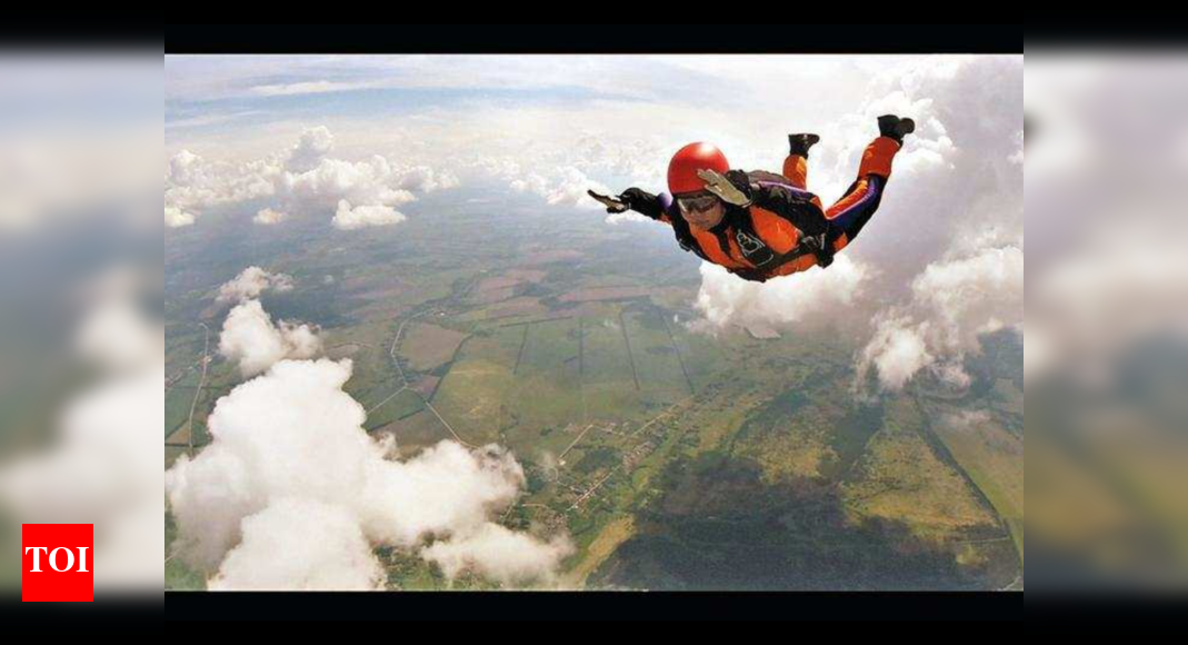 Vadodara woman conquers freefall as civilian | Vadodara News - Times of ...