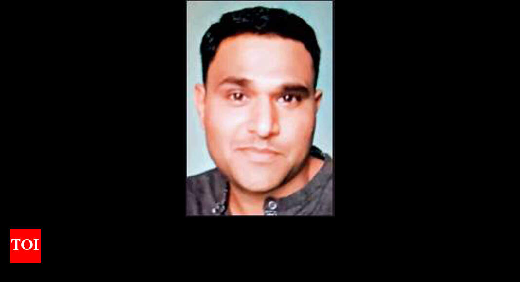 Ahmedabad: Cop shoots self dead at Paldi police station | Ahmedabad ...