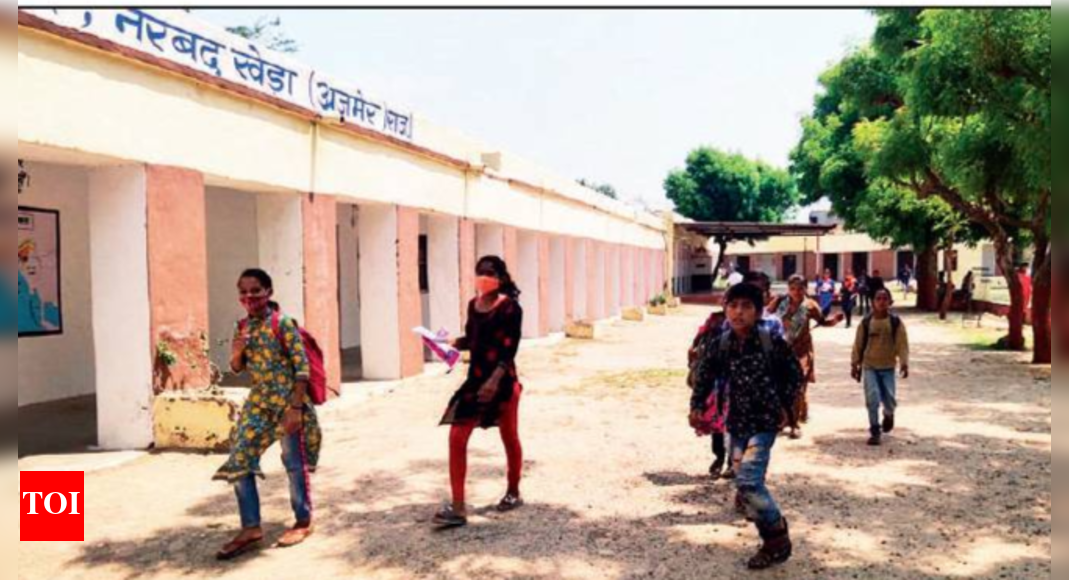 Rajasthan School News: Govt schools reopen without nod, private ...