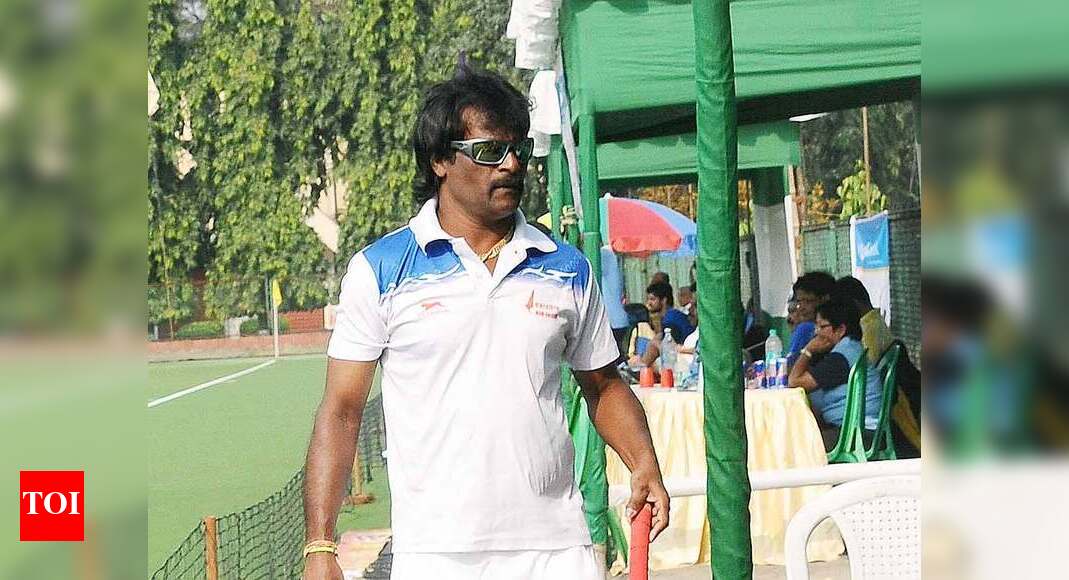 Don't let burden of expectations weigh you down: Dhanraj Pillay to ...