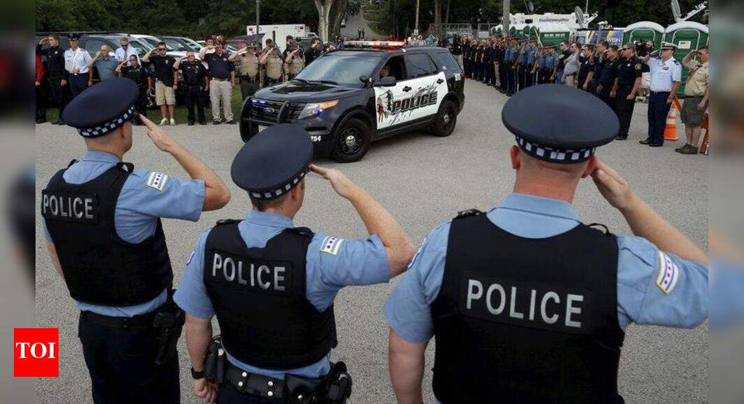 Illinois becomes first US state to ban police lying to underage ...