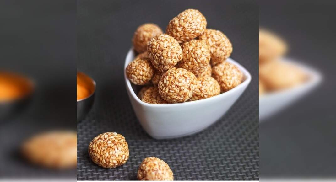 Gud Til Ladoo Recipe: How to Make Gud Til Ladoo Recipe | Homemade Gud ...