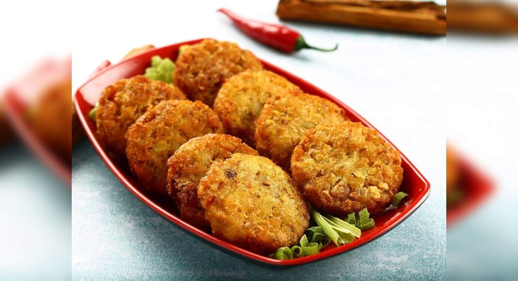 Goan Prawn Cutlet Recipe: How to Make Goan Prawn Cutlet Recipe ...