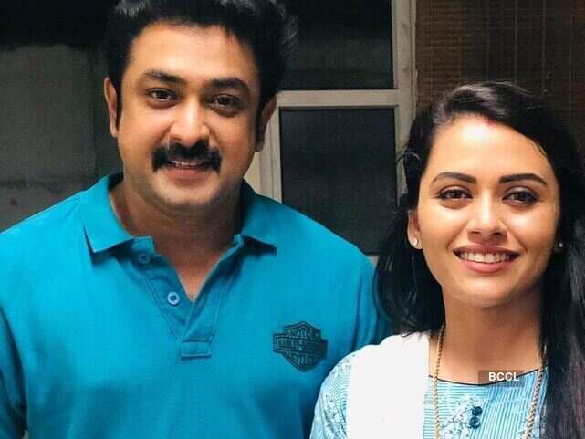 Seetha Photos | Seetha Images | Seetha Pictures | Times of India ...