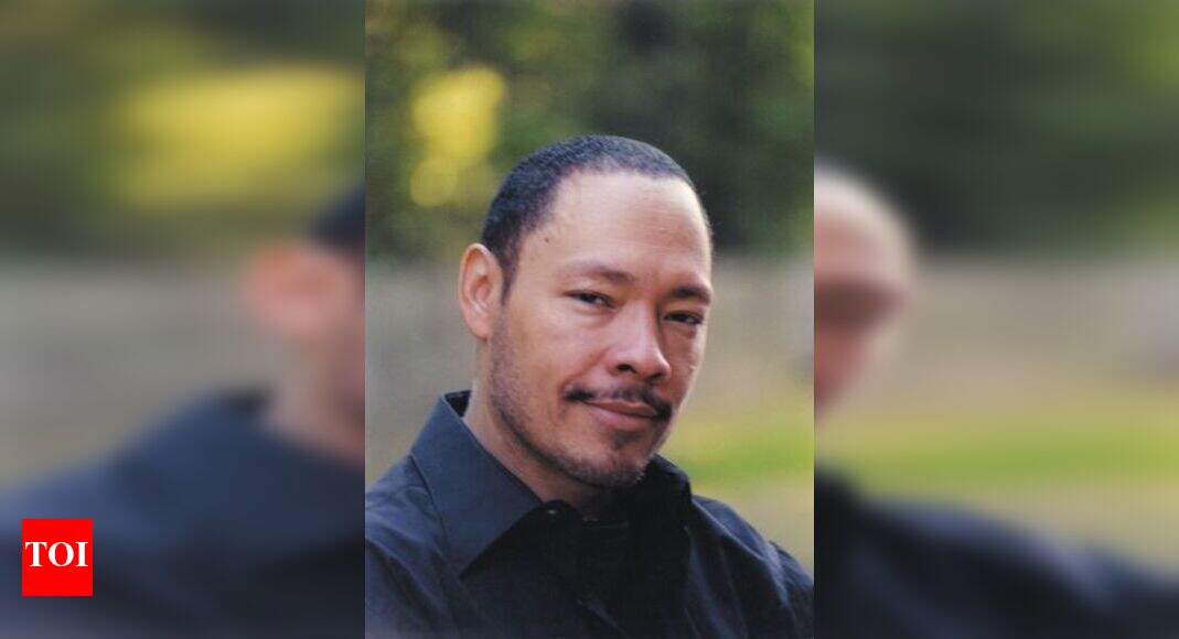 Floyd Cooper, acclaimed children's illustrator, dead at 65 - Times of India