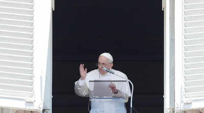 2 weeks post-surgery, Pope Francis appears at Vatican window - Times of ...