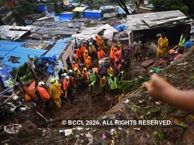 Mumbai Rains: 19 killed as wall collapses on Mahul slum; rescue ...