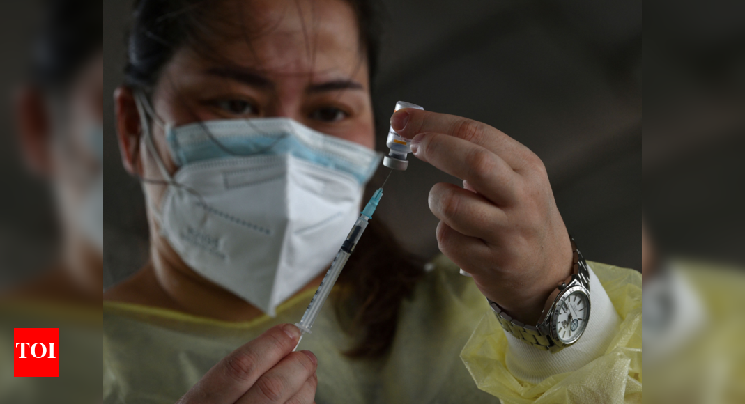 Took 3 different Covid-19 vaccine shots, says Chinese top health ...