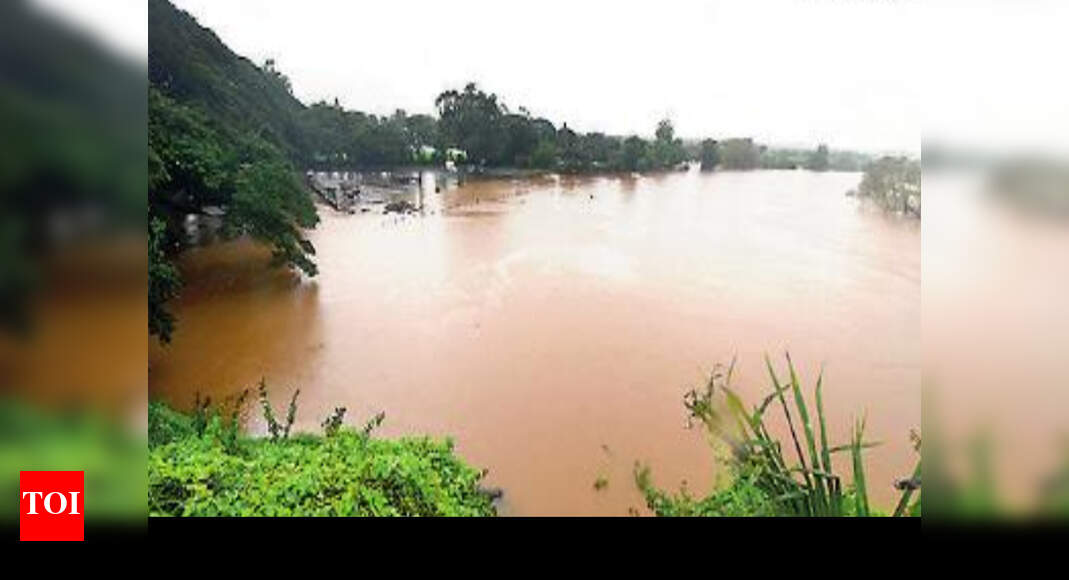 Kolhapur: Panchaganga river breaches its banks, nears warning level ...