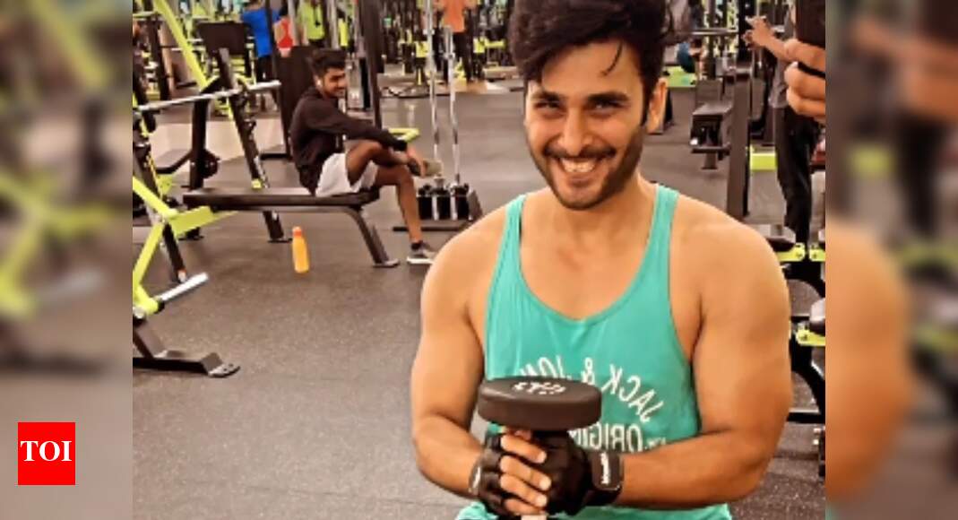 Photo: Bharat Chawda's cute smile makes his fans go in awe | Gujarati Movie News - Times of India