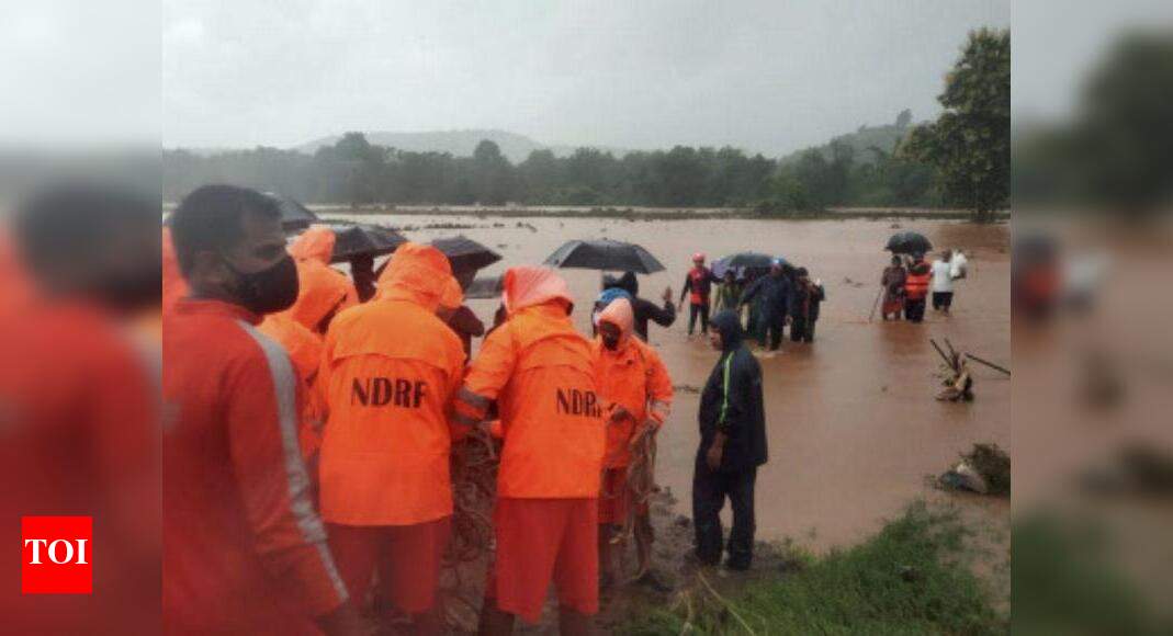 Maharashtra floods: NDRF shifts over 2,000 to safety | Pune News - Times of India