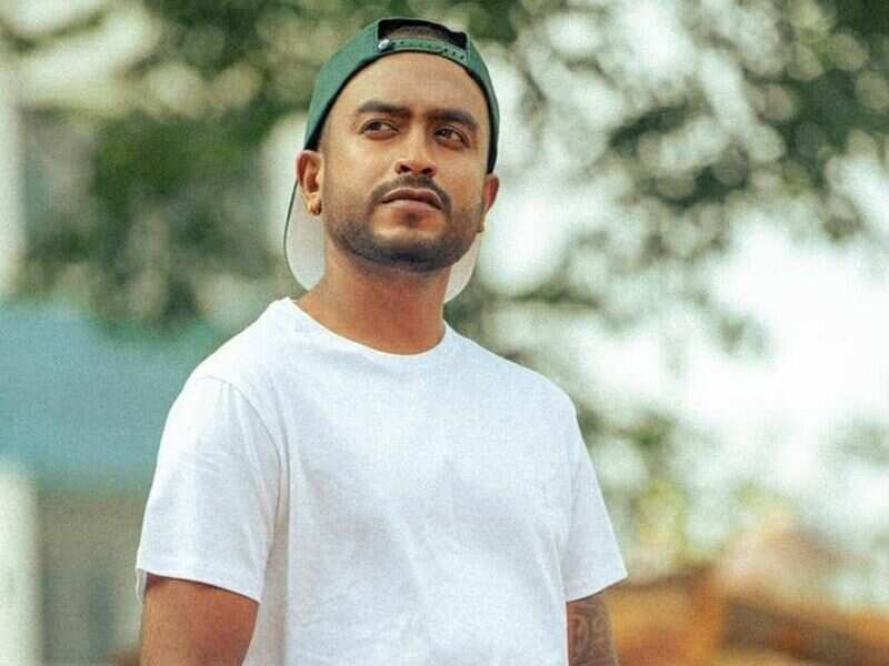 Raghu Gowda teams up with TV show co-contestant Rajeev Hanu for a film ...