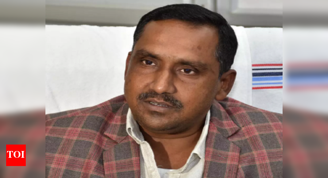 BJP leader challenges Banna Gupta to show report on oxygen-related ...