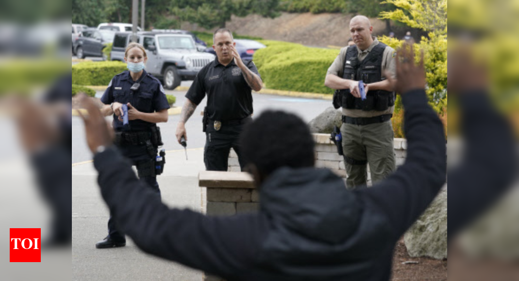 Confusion besets new police reform laws in Washington state - Times of ...