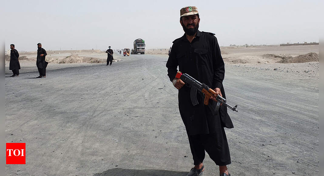 Pakistani army: Afghan soldiers flee attack, cross border - Times of India