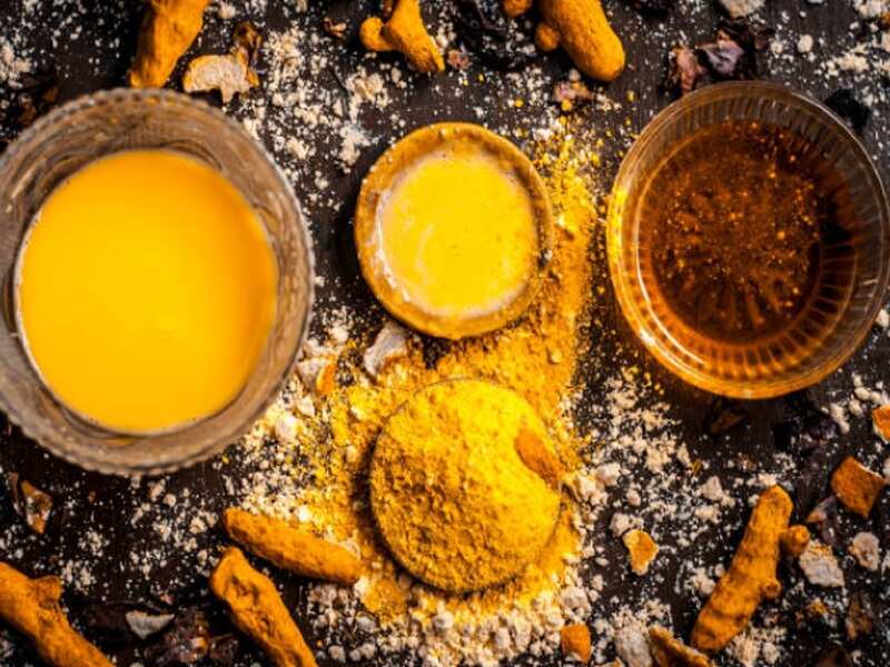 Tumeric: Want to apply turmeric on your face? Watch out for these ...