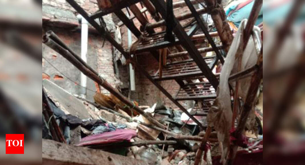 Delhi news: One woman dies after a shanty collapses in city's Navjeevan ...