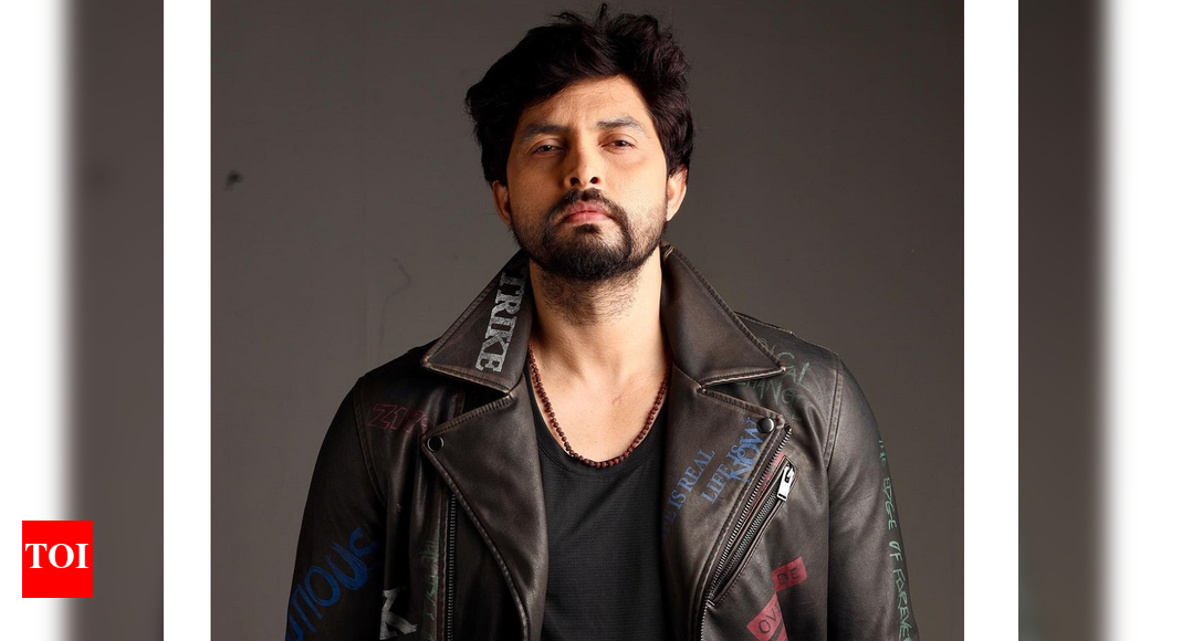 Happy Birthday, Vikrant Singh Rajput; Nirahua, Kajal Raghwani and ...