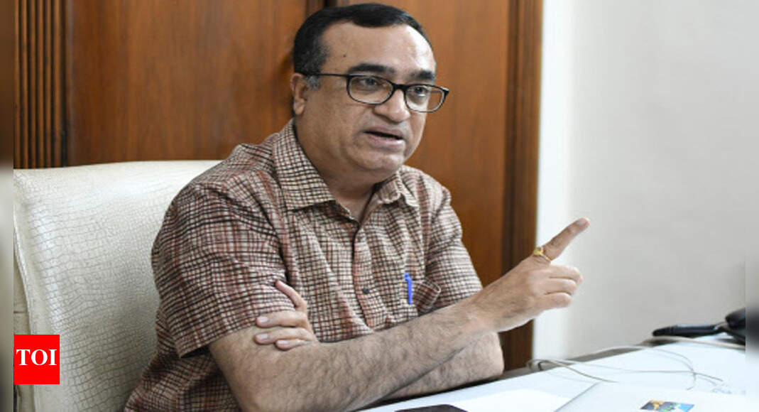 Rajasthan Congress in-charge Ajay Maken starts to meet MLAs before ...