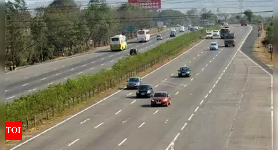 India constructed 703 km of highways using plastic waste - The Times of ...