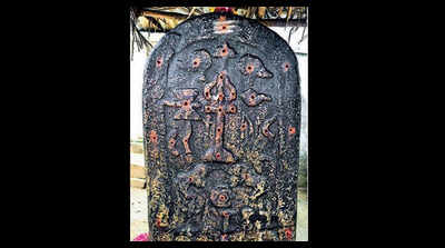 Ancient traders’ guild stone being worshipped as deity in Tamil Nadu ...