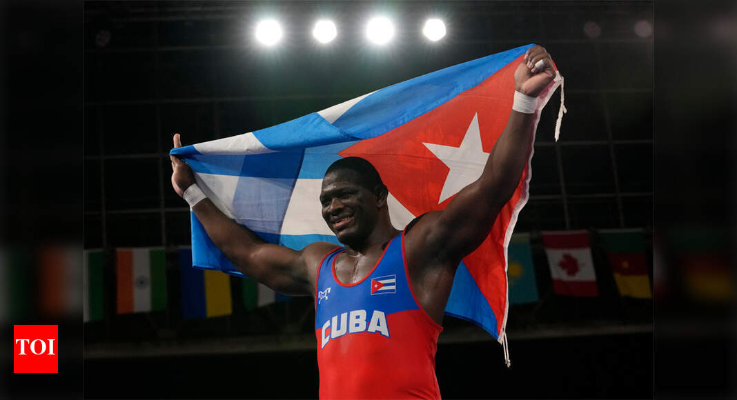 Tokyo Olympics: Cuba's Lopez wins Greco-Roman super heavyweight gold ...