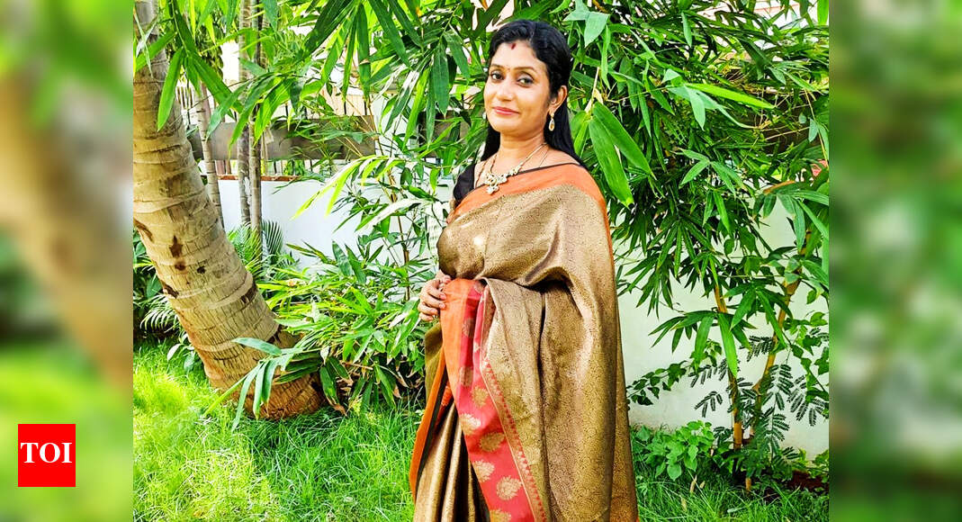 Here's how Thirumanam fame Rekha Angelina celebrated her birthday ...