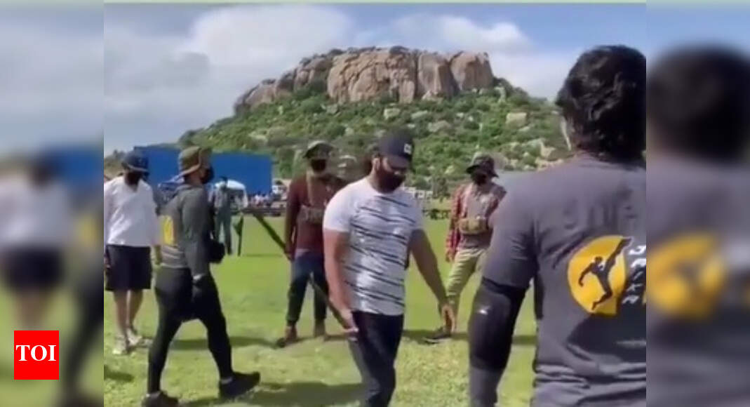 Chiyaan Vikram's sword fight training video goes viral | Tamil Movie ...