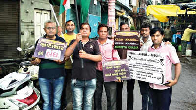 Ahmedabad: Love heritage? You’ll get cop cage | Ahmedabad News - Times ...