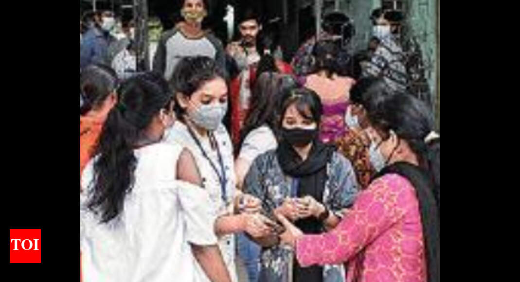 Hyderabad: No facilities at exam centres, say degree students ...