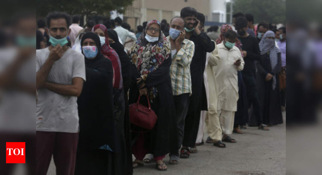 Covid: Pakistan to ban train travel for unvaccinated people from ...