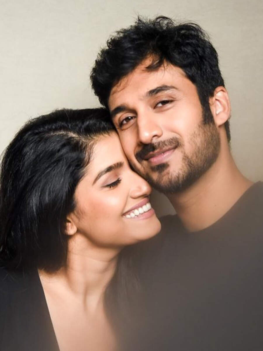 Lovey-dovey pics of Rasika Sunil and Aditya Bilagi | Times of India