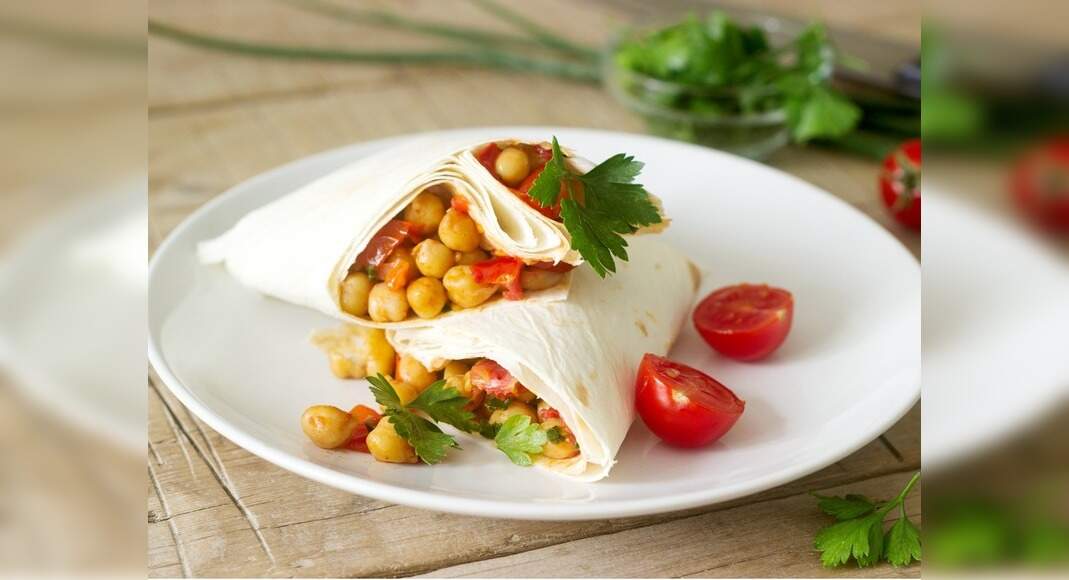 Chole Roll Recipe: How to Make Chole Roll Recipe | Homemade Chole Roll ...