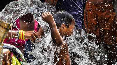 Delhi blows hot and cold: Extreme weather events already rising, new ...