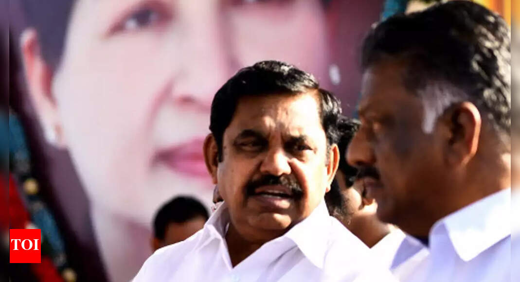 AIADMK slams Tamil Nadu govt for raid at Namadhu Amma office | Chennai ... AIADMK slams Tamil Nadu govt for raid at Namadhu Amma office | Chennai ...
