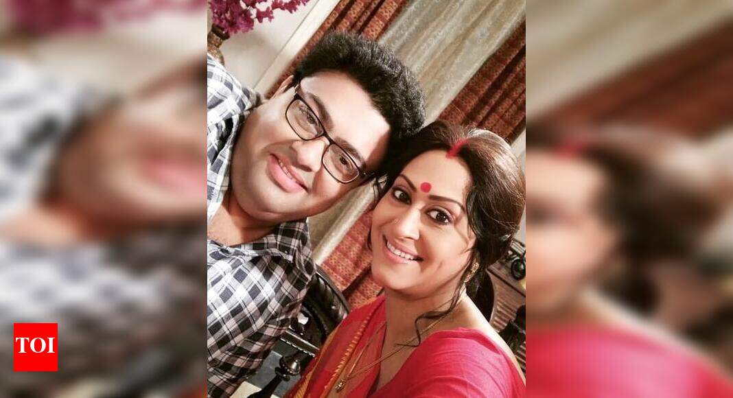 Ambarish makes a comeback in Sreemoyee - Times of India