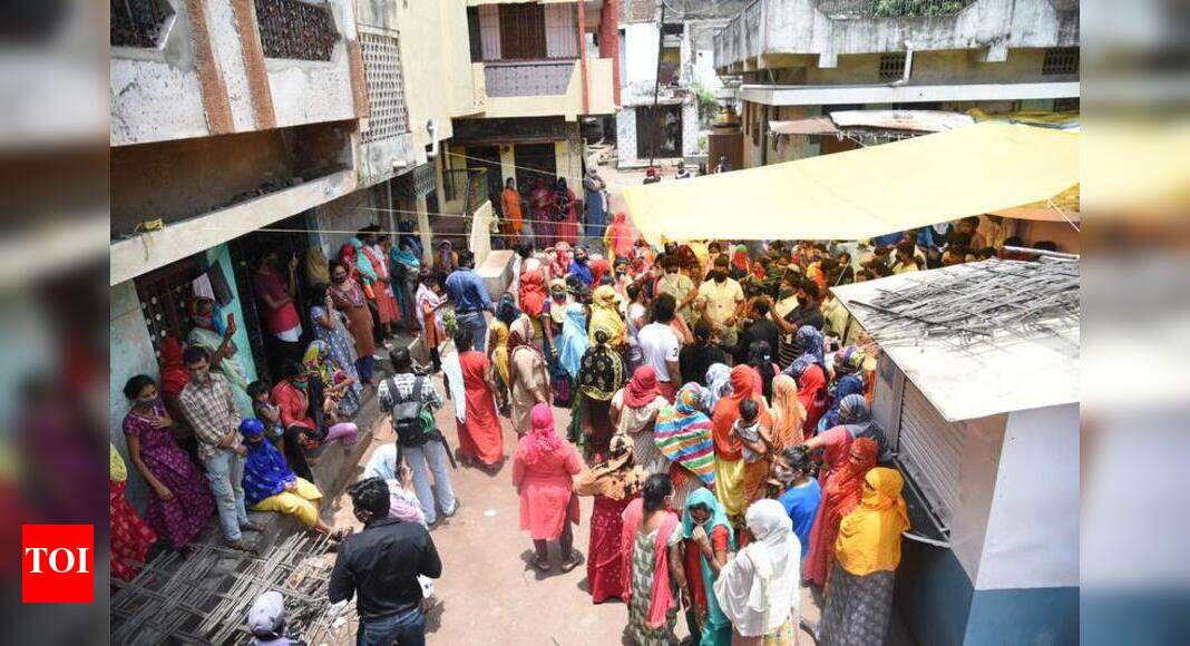 Sealing Order For Brothel Show Cause To Half A Dozen Places In Ganga