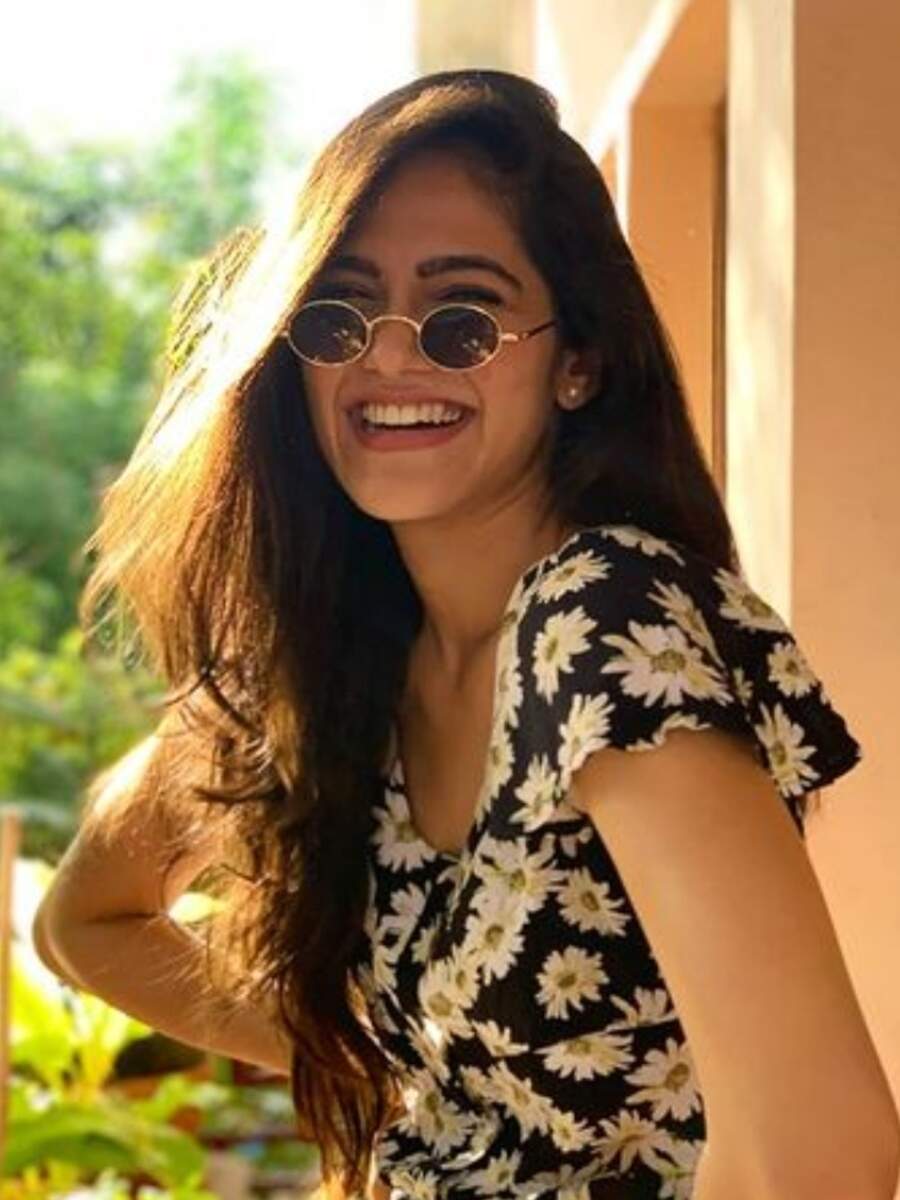 10 Gorgeous pictures of Simran Choudhary | Times of India